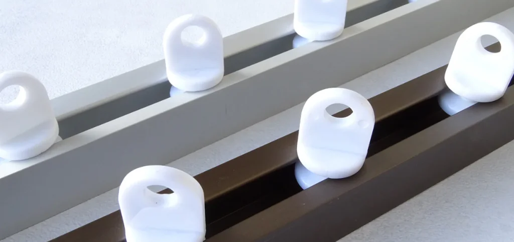 Guia completo sobre deslizante para cortina | Trilho Suisso